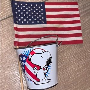Peanuts | Holiday | Patriotic Peanuts Snoopy Mini Bucket | Poshmark